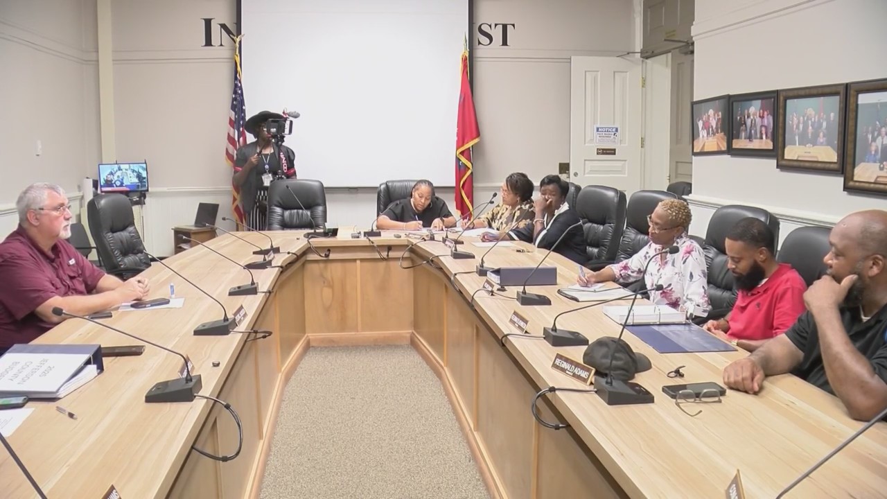 Jefferson County justices retain attorney amid malfeasance lawsuit
