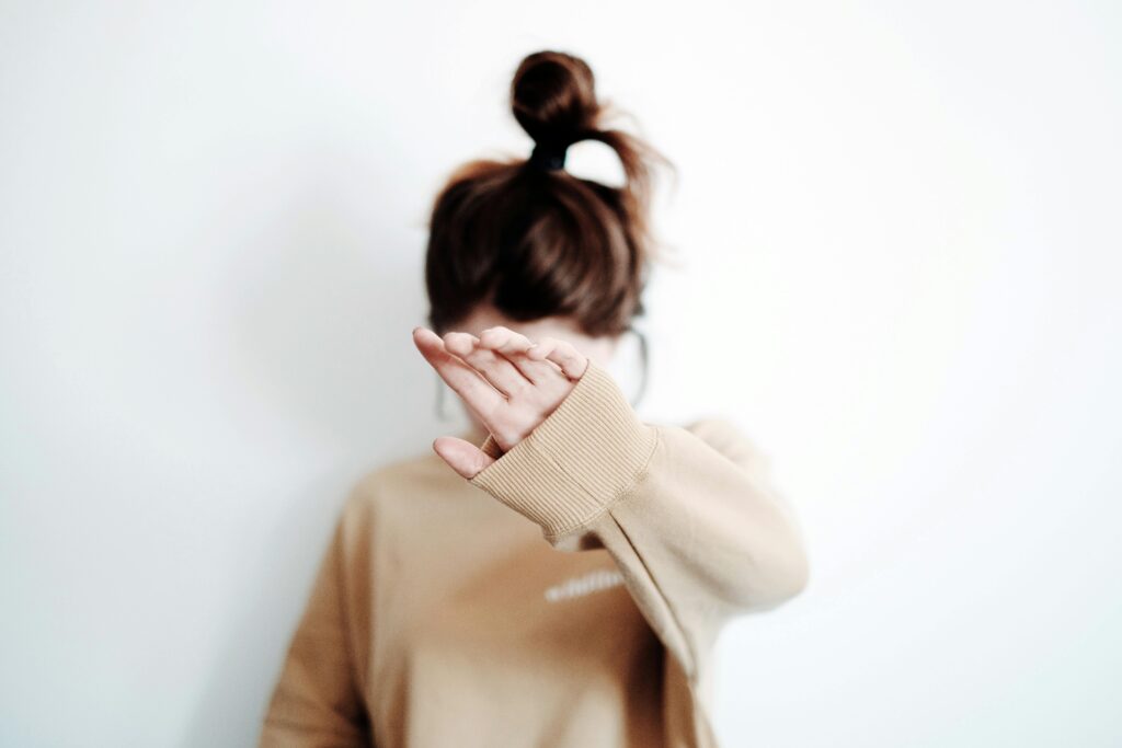 People who never felt truly loved as children usually develop these 11 ...
