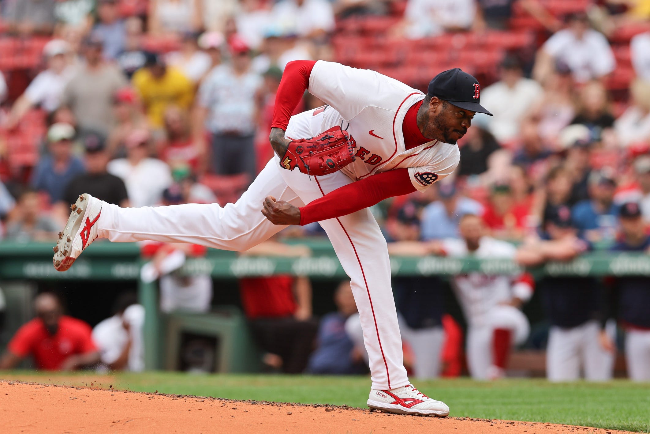 How Aroldis Chapman made history in save against Reds