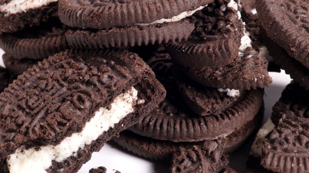 Blueberry Pie OREO Fans Get Ready, Your Favorite Flavor Is Back