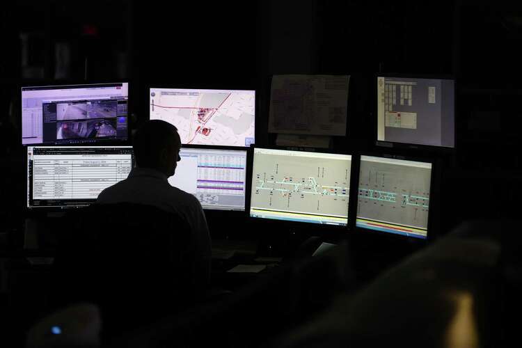 SFMTA worker allegedly faked job title to get Giants, 49ers tickets and ...
