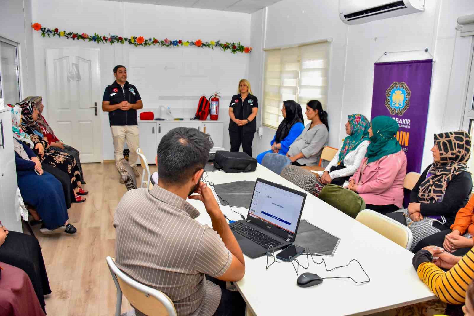 Kadınlara afetlere karşı farkındalık eğitimi verildi