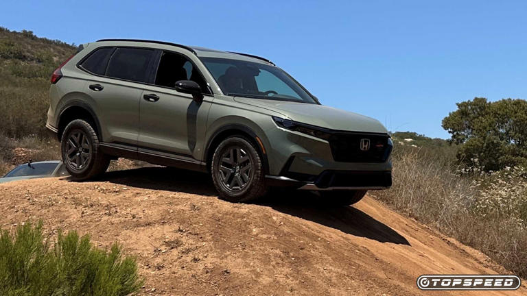 This compact hybrid SUV strikes a better balance than the new RAV4