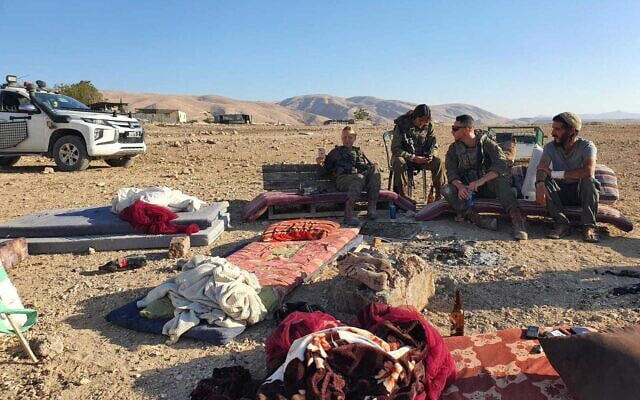 Settlers break into homes in Palestinian village of Mu’arajat al ...