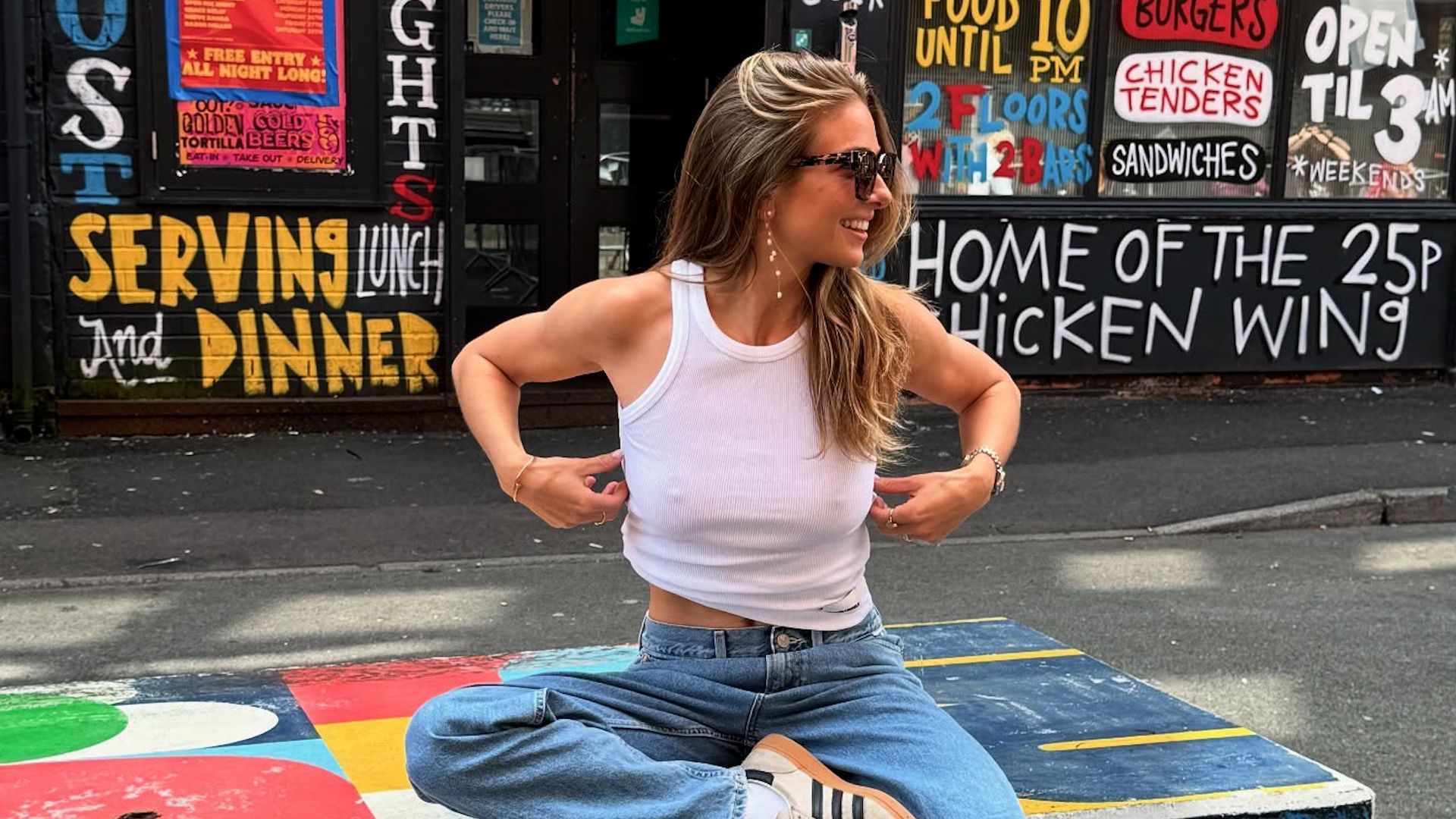 Lola Weippert setzt Zeichen: „Ja, ich trage keinen BH"