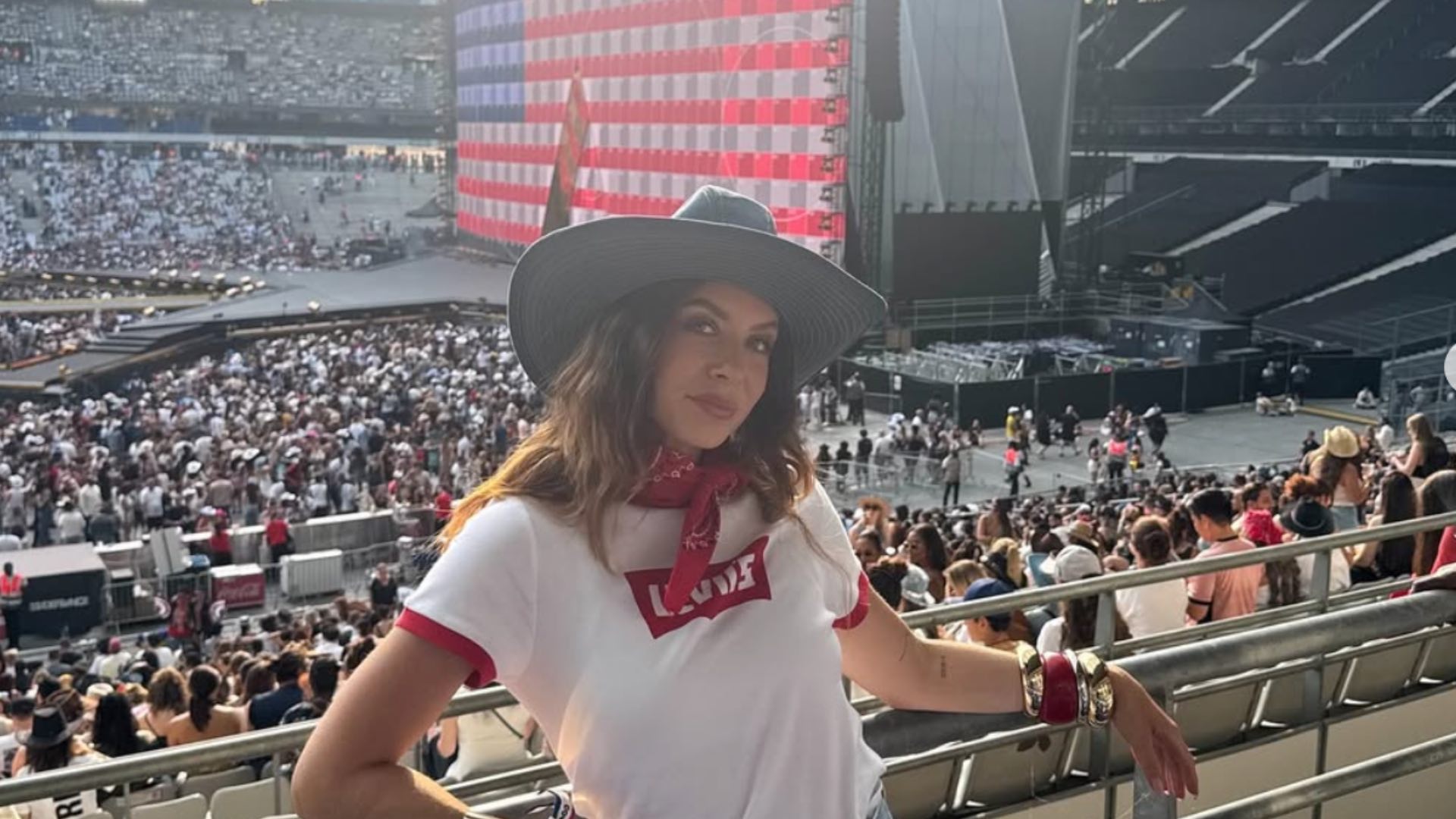 De future maman chouchoutée à celui de mère, elle témoigne sur le post-partum et le changement ...