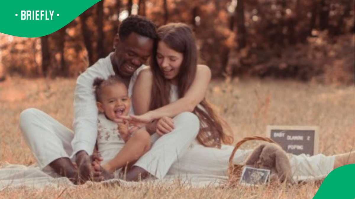 Couple plans to keep promise to gogo about their kids even after her ...
