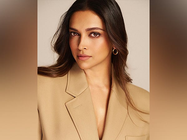 Deepika Padukone bakes cake for daughter Dua's first birthday