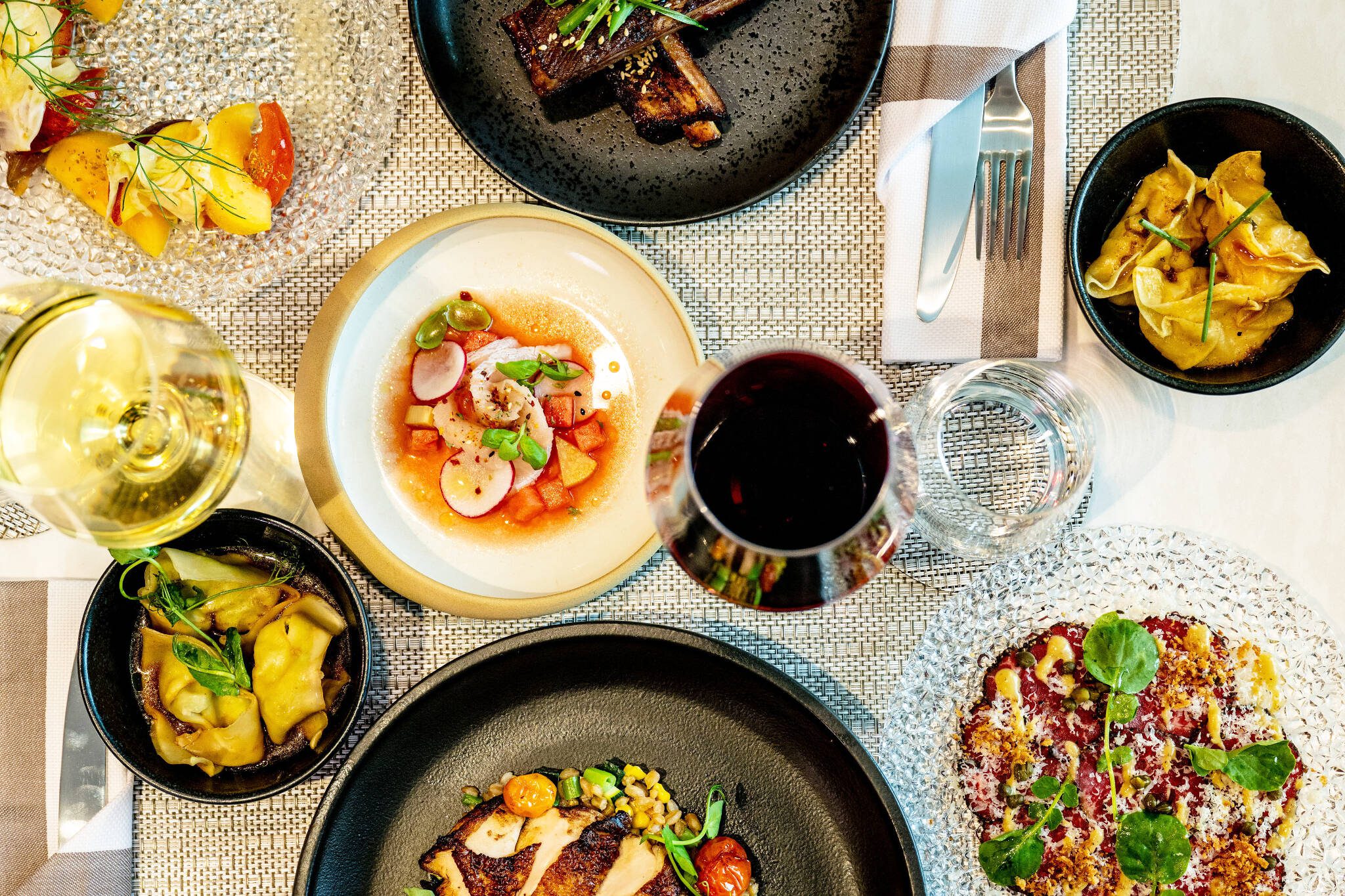 The new Delta One Lounge at SeaTac offers some of the top food and ...