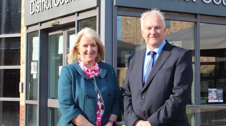 Attempt to unseat West Lindsey leaders over 'dysfunctional' council