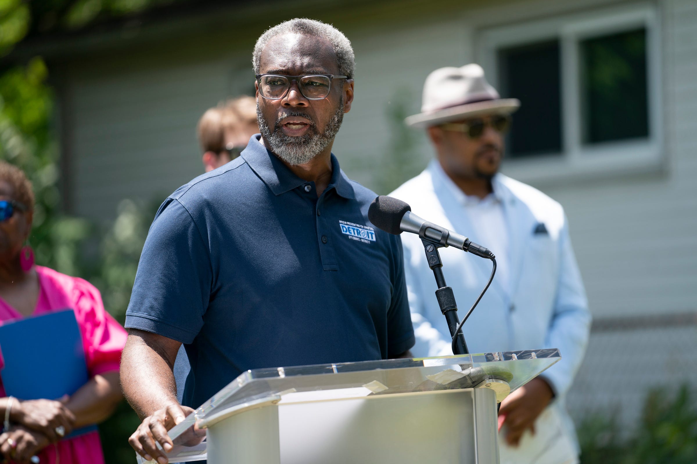 Samuel L. Jackson opens his wallet in Detroit mayor race, and other ...
