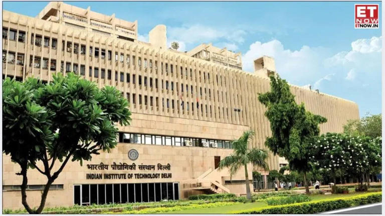 IIT Delhi Introduces Pioneering Certificate Programme in Generative AI ...