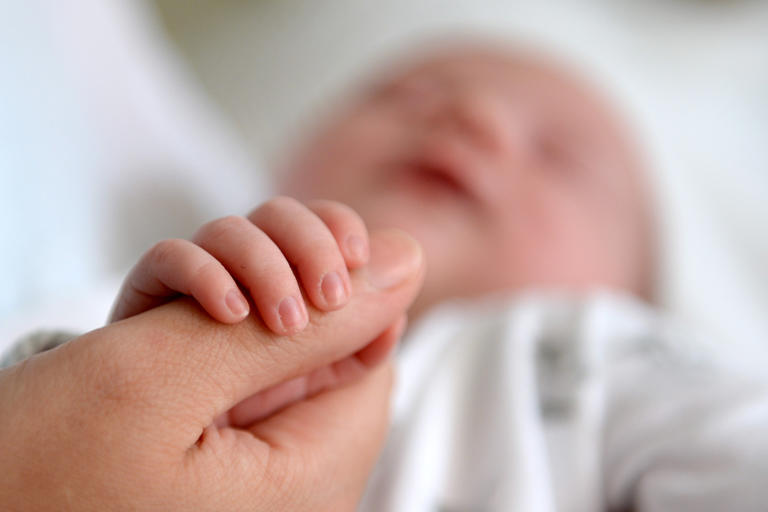 Study reveals fresh insight into when babies start to feel pain
