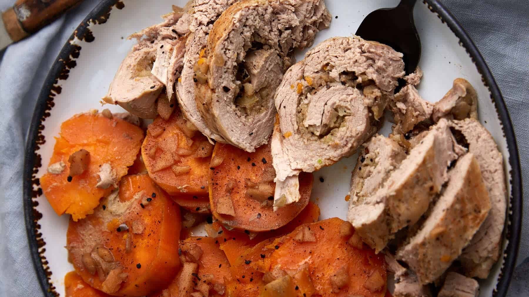 These 19 Family Dinners Remind Us of Home—But Easier