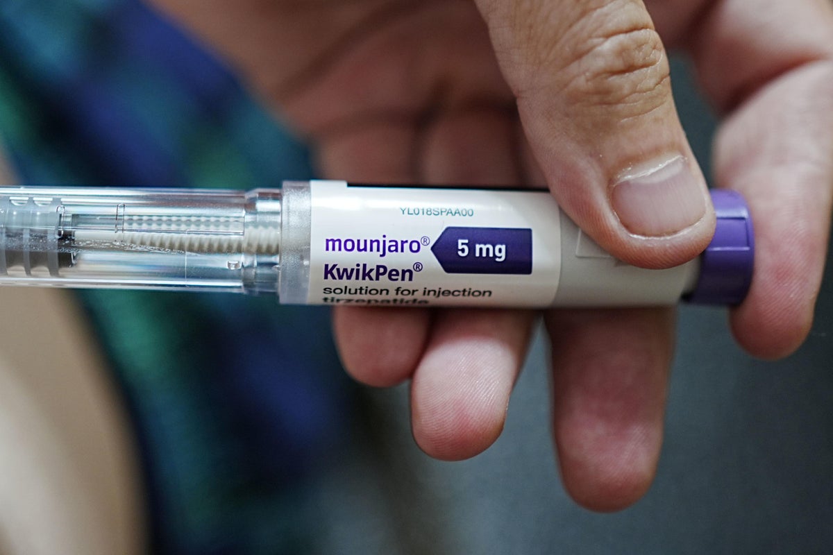 NHS weight-loss jabs could be handed out in shopping centres