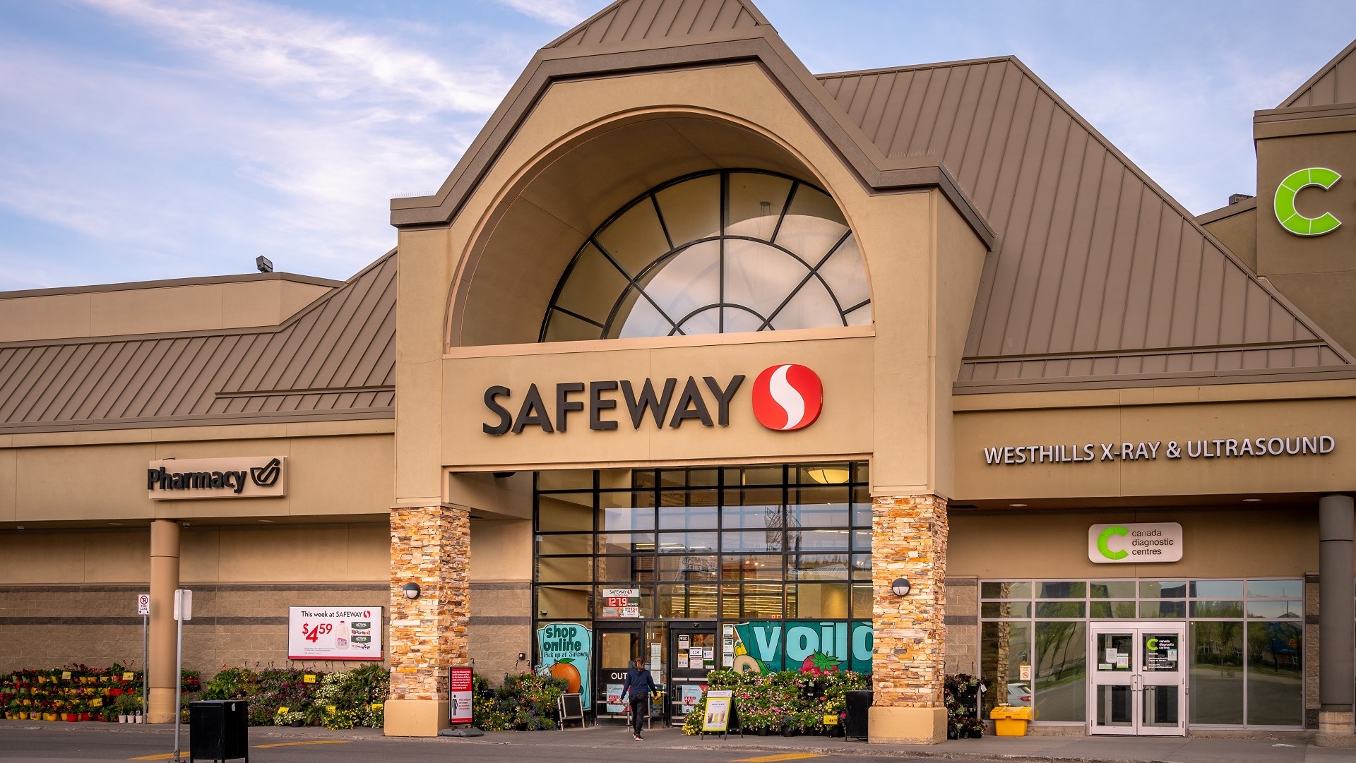 Safeway hours: Full schedule and 2025 holidays
