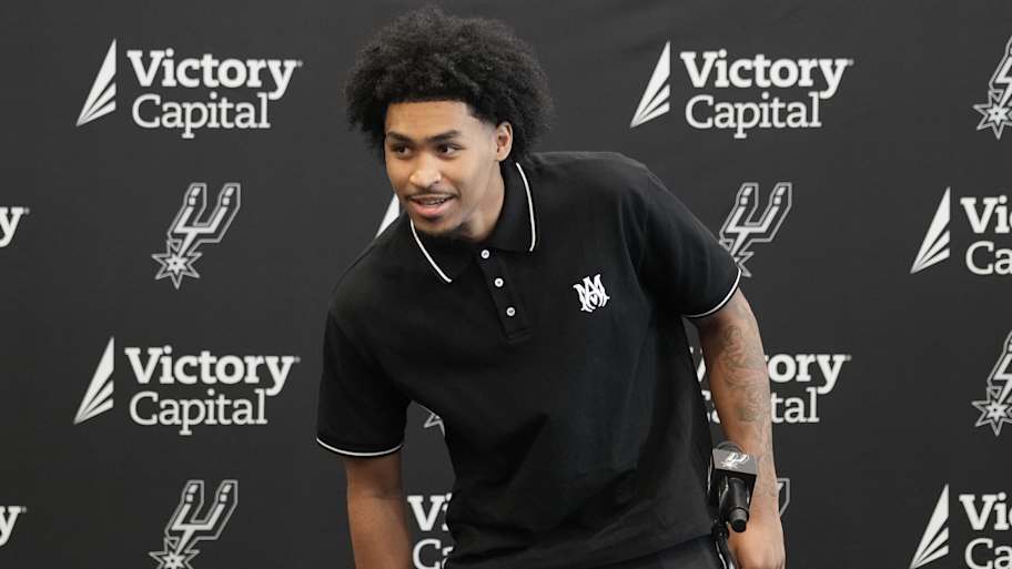 Spurs rookie Dylan Harper shares more pictures of viral mom Maria from ...