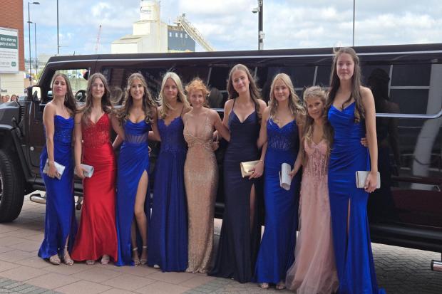 Year 11 pupils stun in photos from leavers prom
