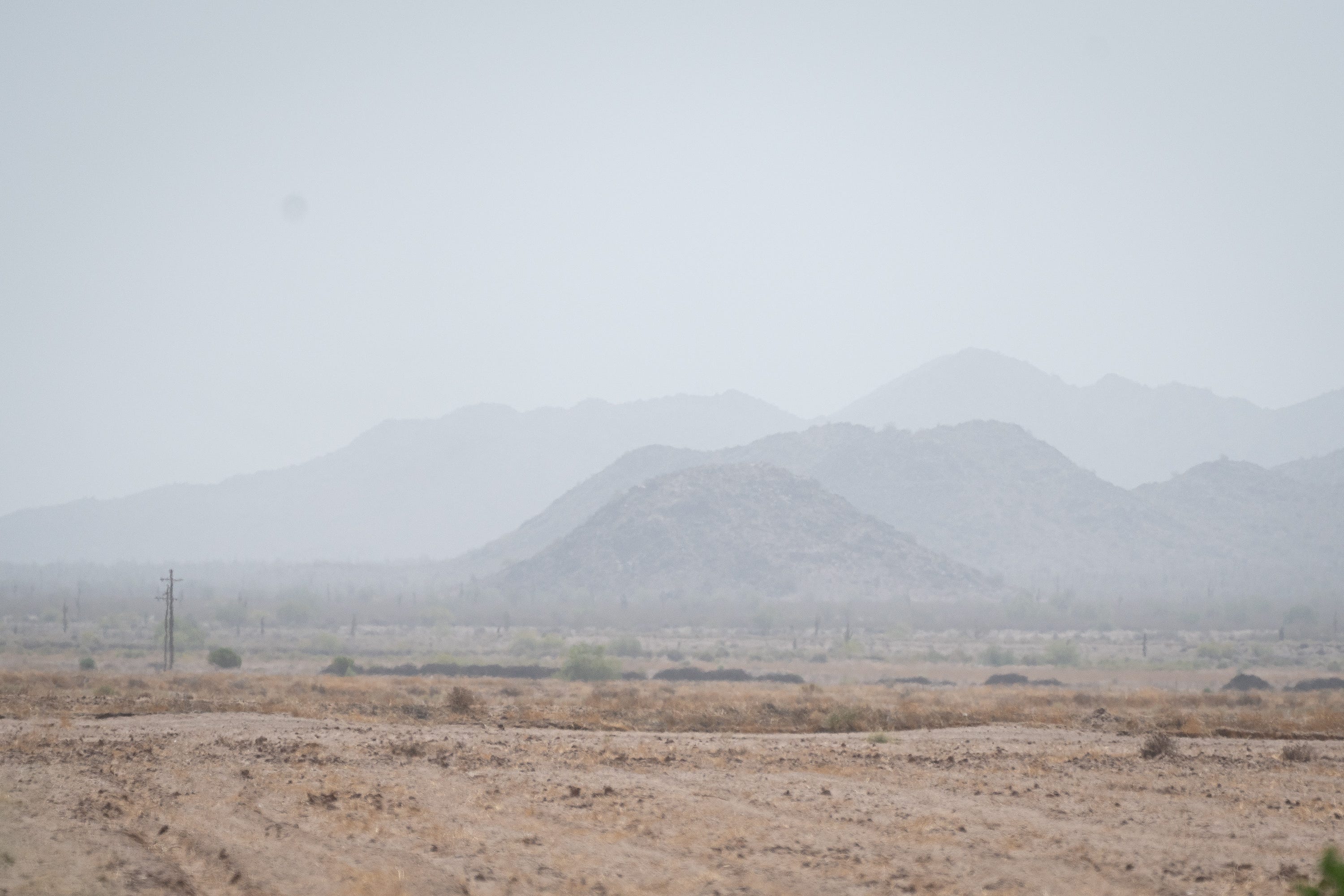 Winds filled the air over Phoenix with dust. Now July 4 fireworks could ...