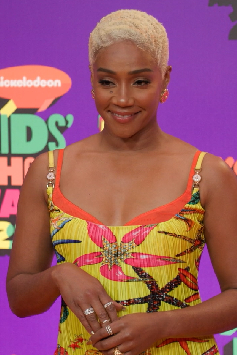 Beyond Locks, Female Celebrities Blaze a Trail With the Buzz Cut Movement