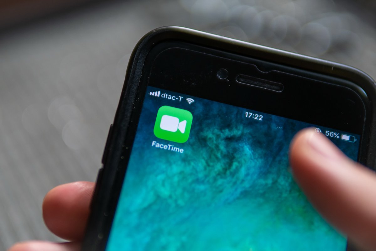 Avec iOS 26, vous serez priés de rester habillés pendant vos appels ...