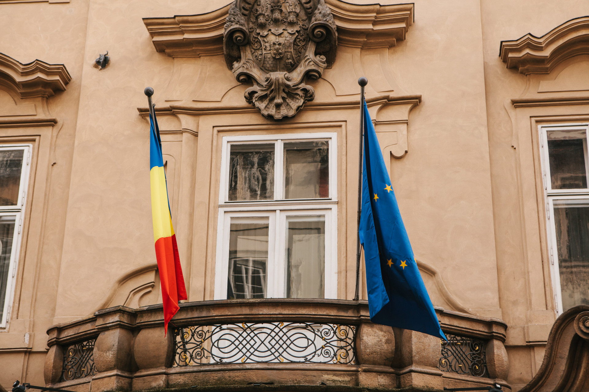 The role of embassies and consulates in diplomacy