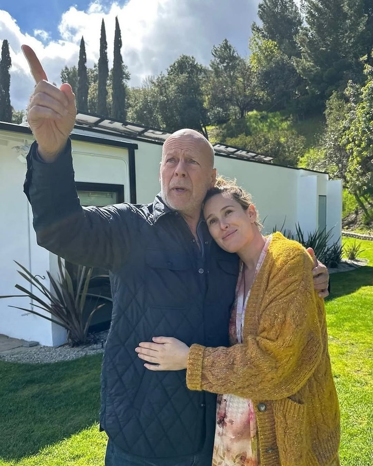 Bruce Willis’ Daughter Has Shared Heartbreaking Photos of Her ...