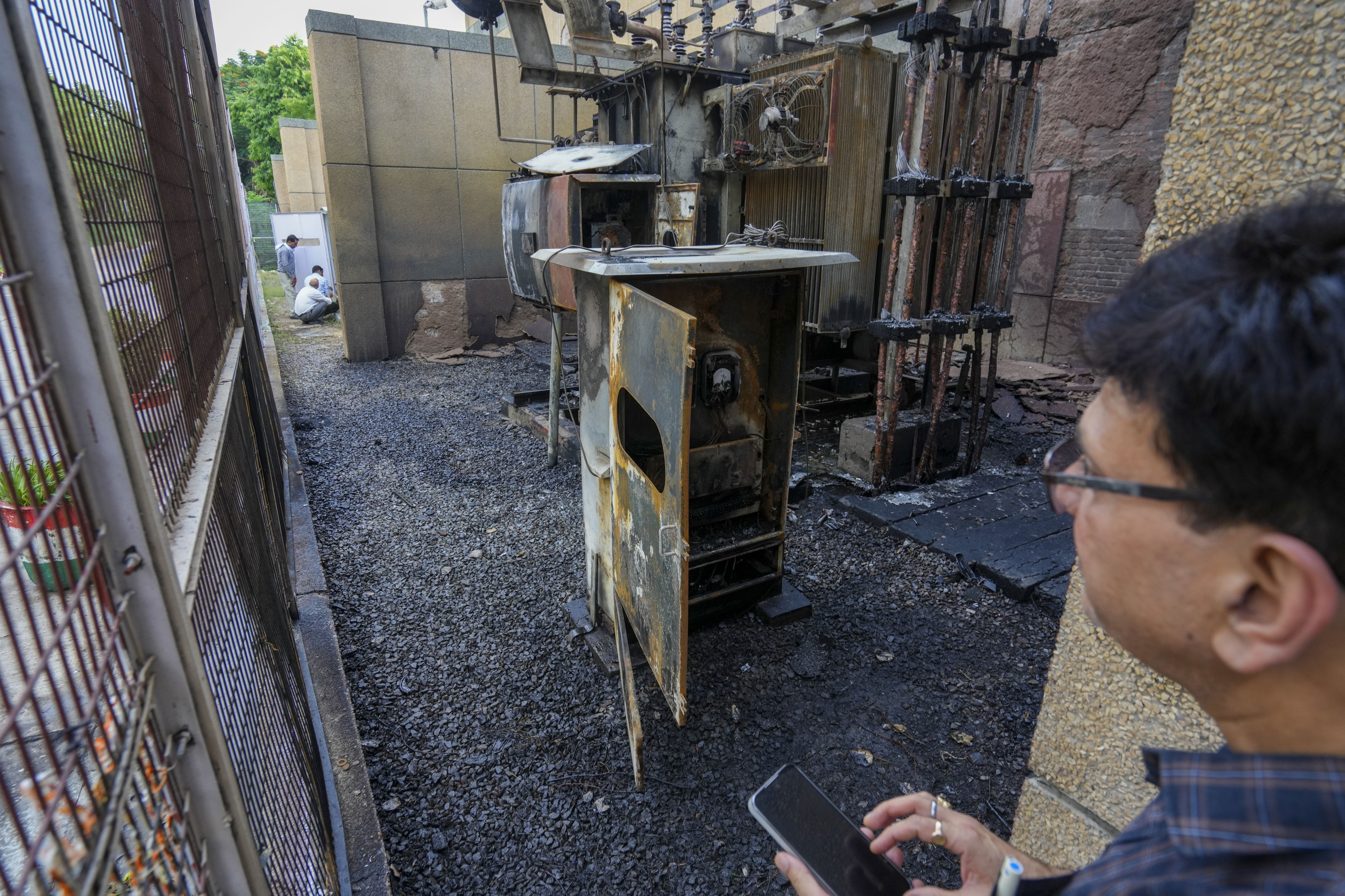 Transformer blast near AIIMS Trauma Centre sparks fire, none injured ...