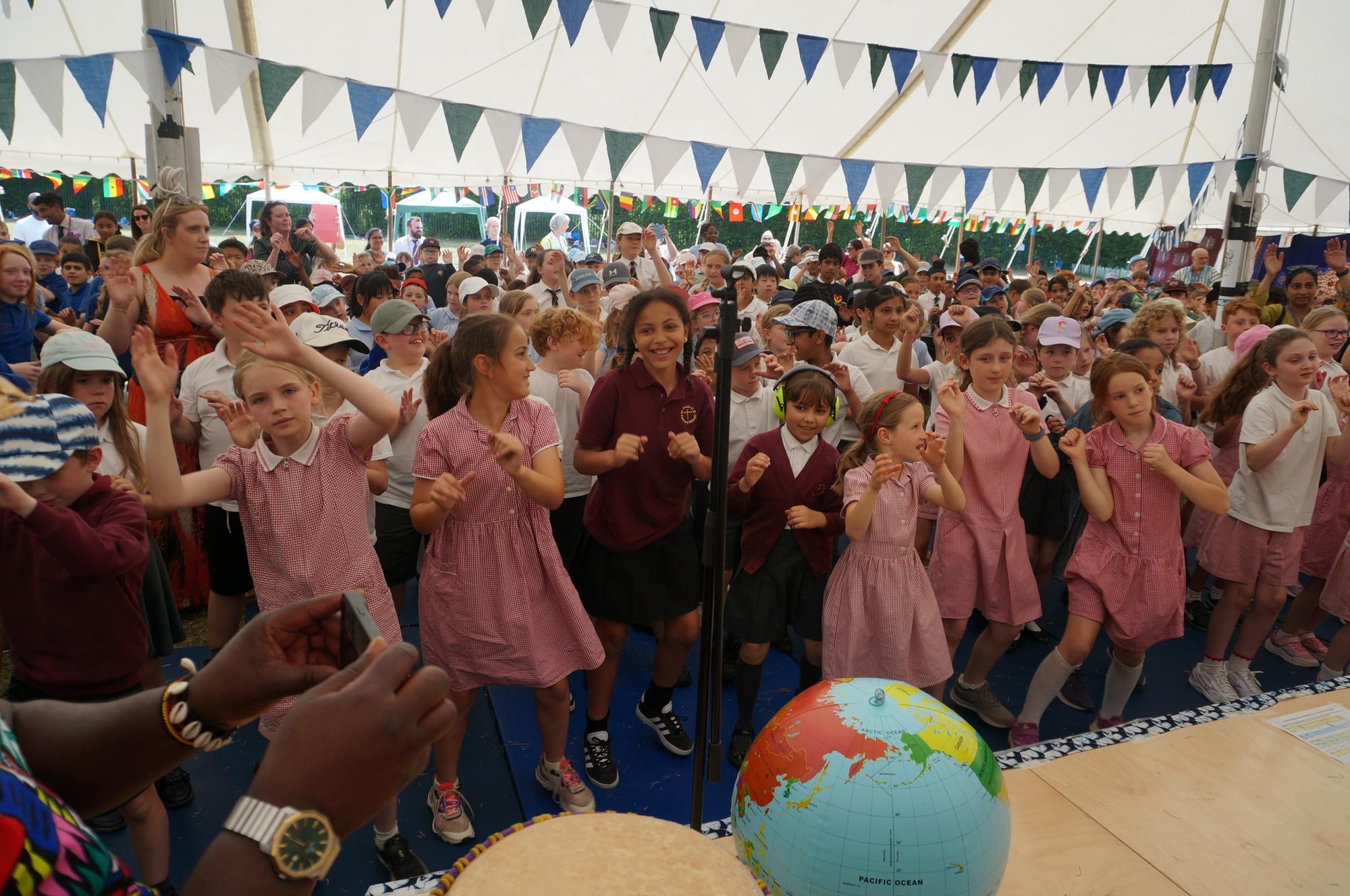 Hundreds of pupils come together at Leamington school to celebrate ...