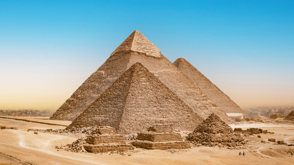 New finding may reveal who really built the Great Pyramid of Giza