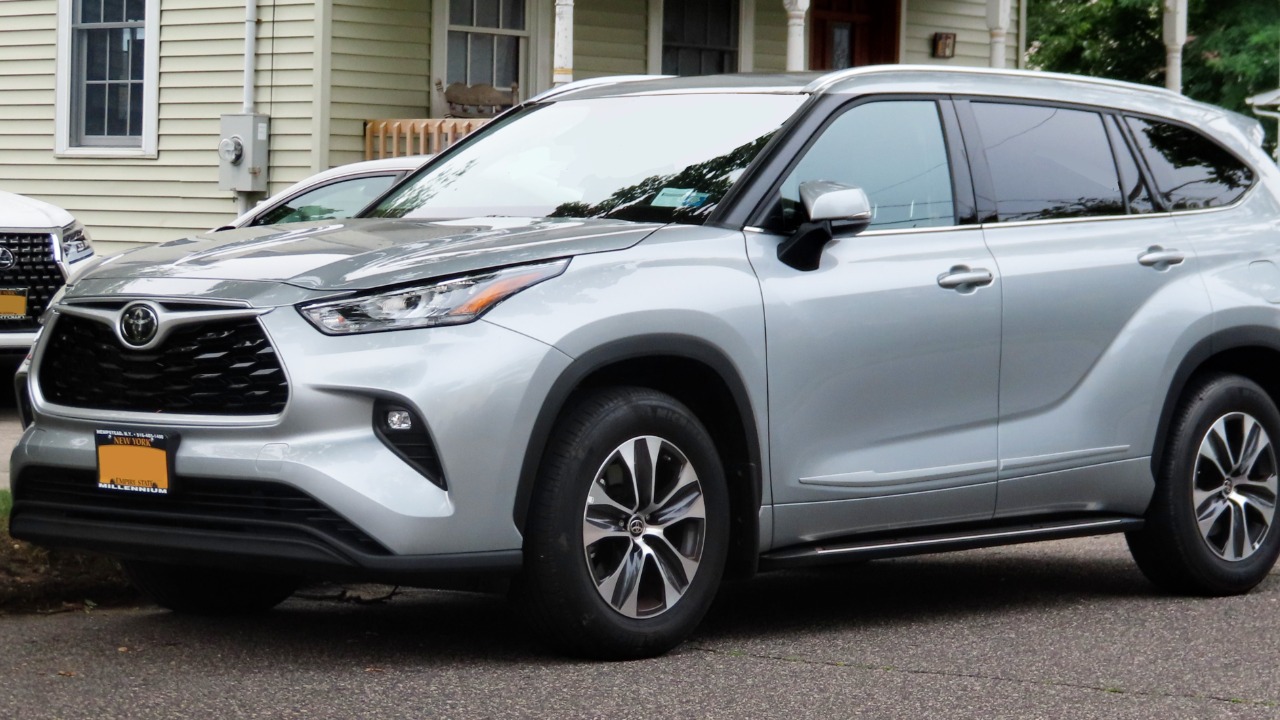 6 SUVs being redesigned for 2026