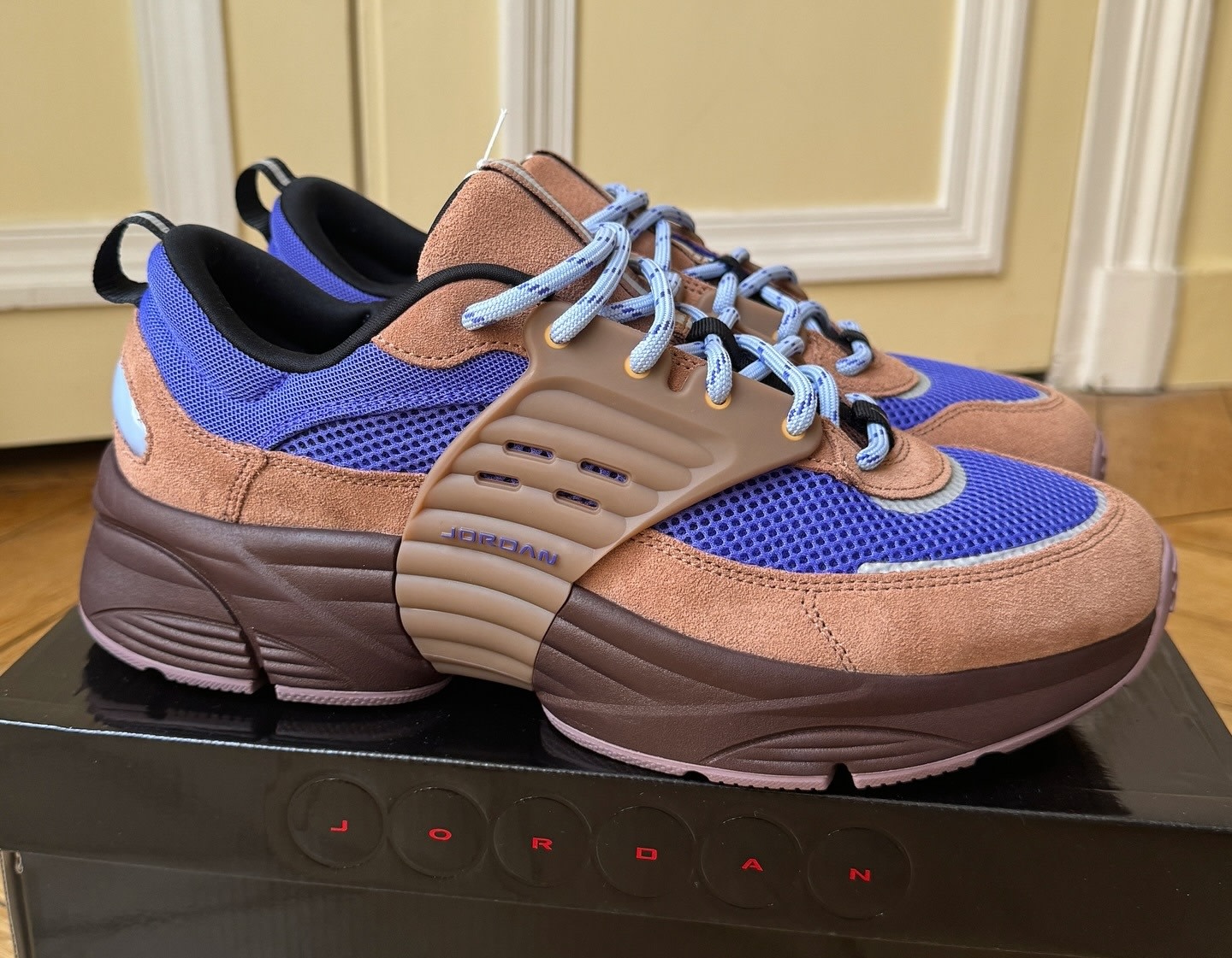 New Jordan Trunner O/S Is Expected to Release This Fall