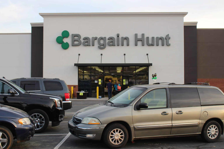The Del Monte Bankruptcy and Other Brands Going Out of Business