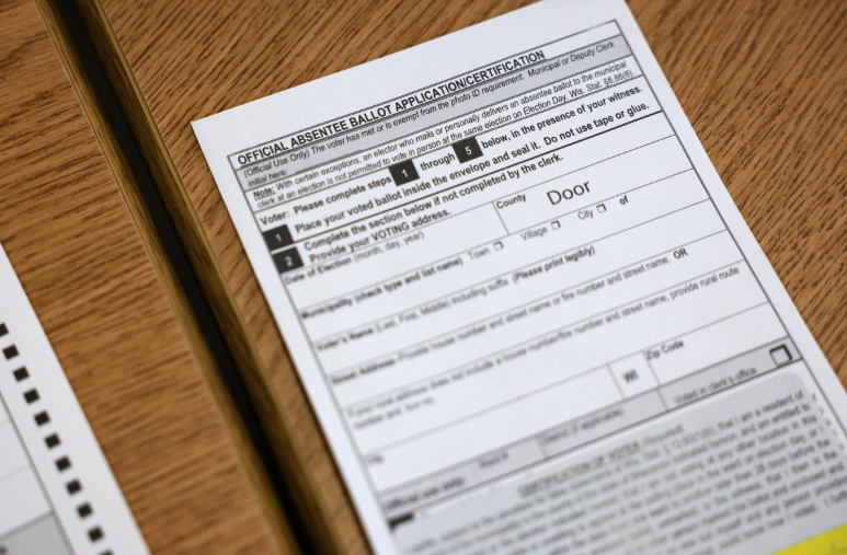 Wisconsin to consider more electronic pollbook options, as in-house ...