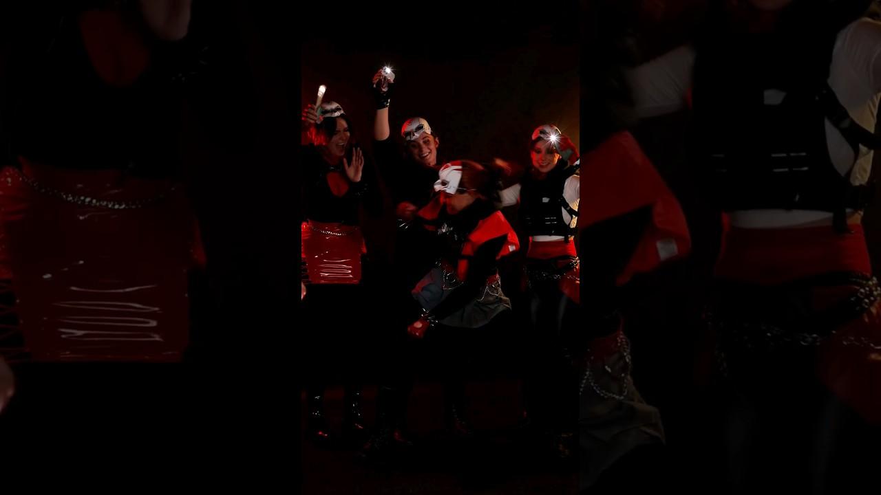 "benjamin's Deli" Dance Challenge W/ @dajackies @athena_grimes ...