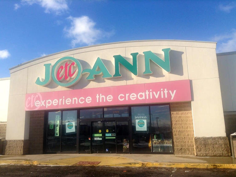 The Del Monte Bankruptcy and Other Brands Going Out of Business