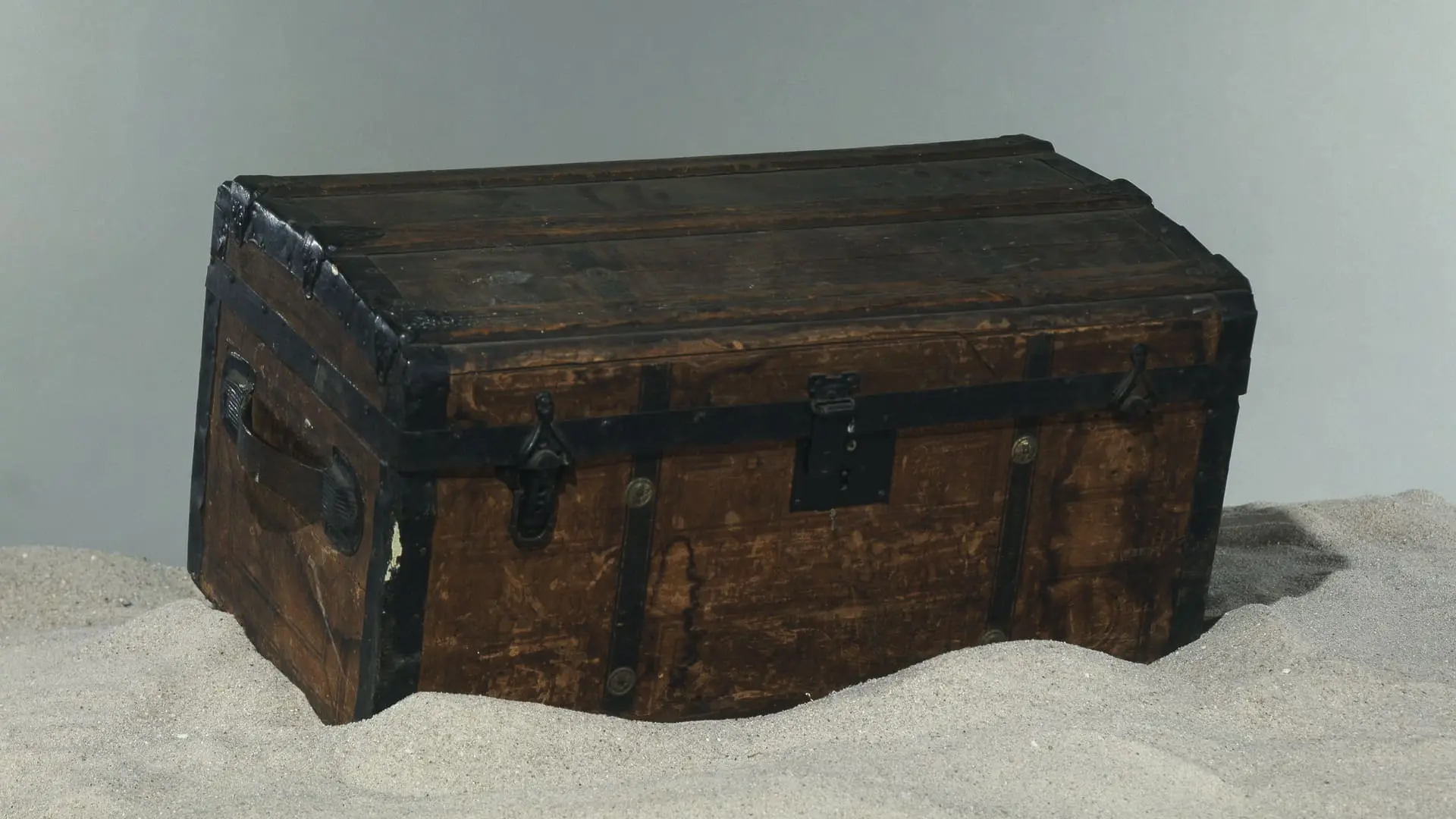 Do Crypto Games Handle Lootboxes Better Than Gacha Games?