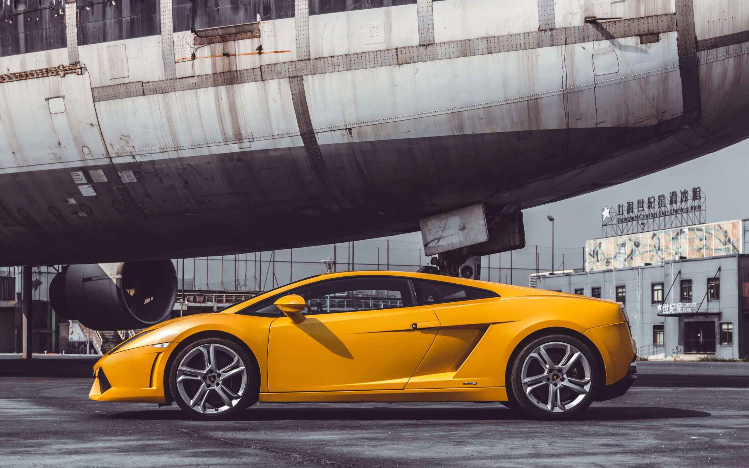 The Best-Sounding Cars With V10 Engines