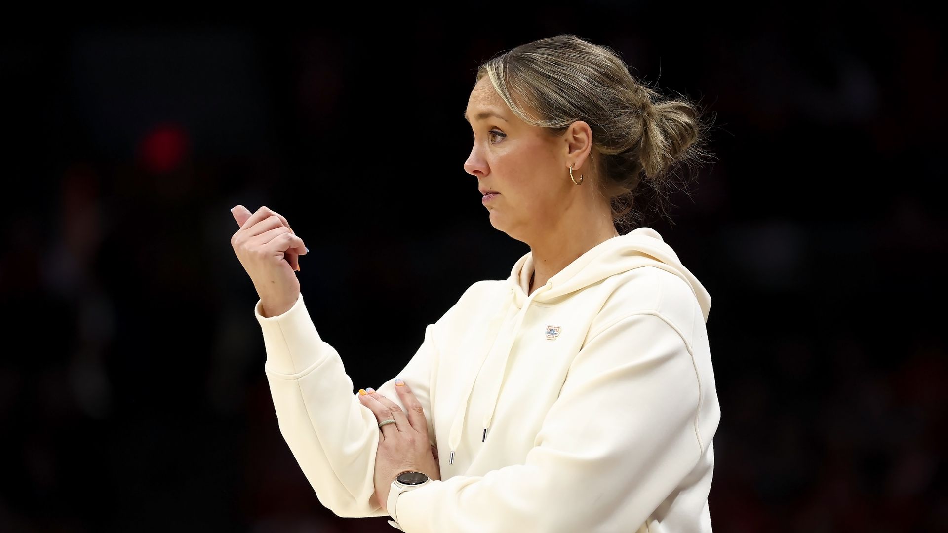 $1 million club: New contract puts this women’s college basketball ...