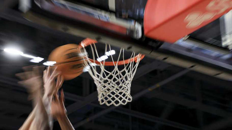 Recruiting Roundup: Cincinnati Bearcats Basketball Offers Multiple Four ...