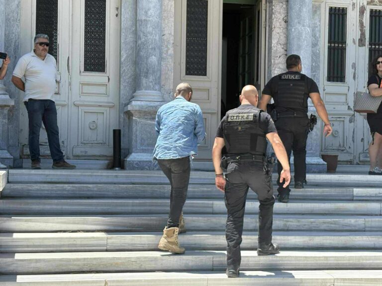 Λέσβος: Προφυλακίστηκε ο 32χρονος για την επίθεση με μαχαίρι σε 35χρονο ...