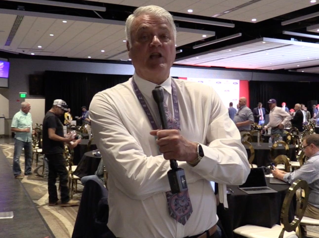 WDRB-TV's Rick Bozich retires after nearly 50 years of sport reporting