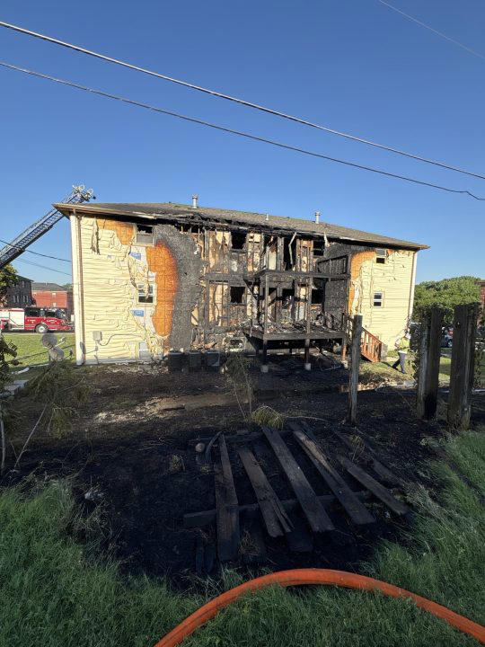 Families displaced after Junction City apartment fire