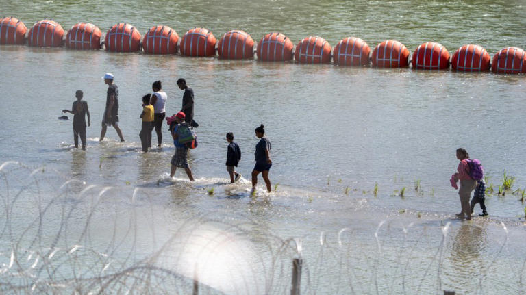 DHS putting 17 miles of barrier in river on South Texas border