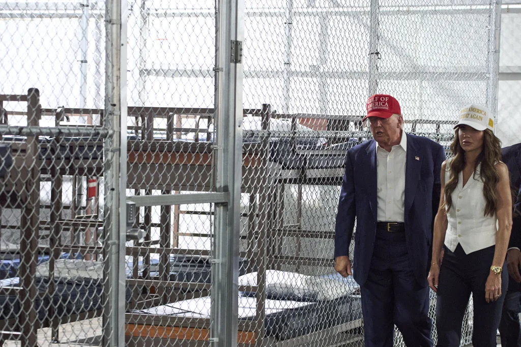 First group of migrants arrives at ‘Alligator Alcatraz’
