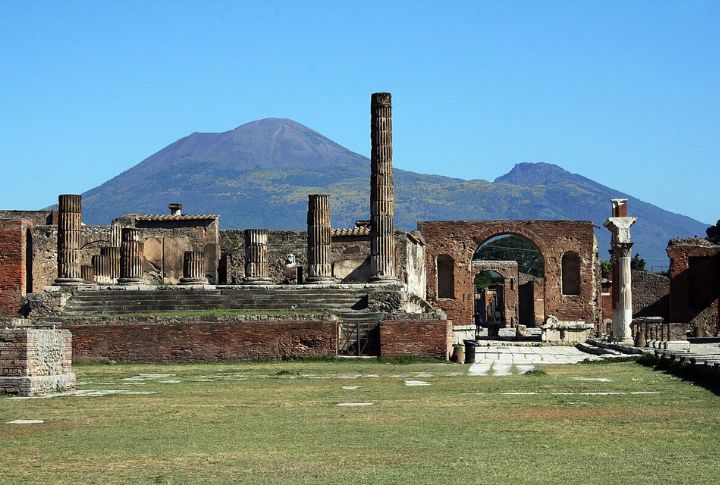 20 Must-Know Truths About The City Of Pompeii