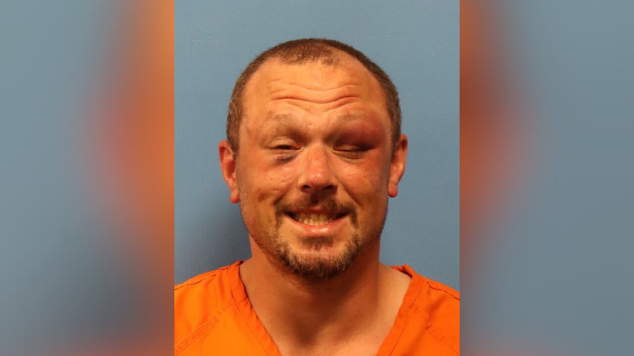 Man accused of hitting Alabama Trooper with car was out on bond for ...