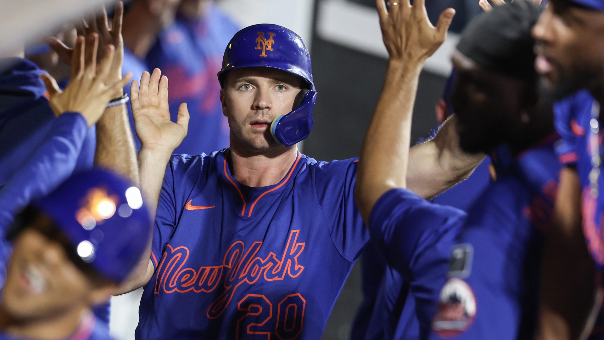 Mets, Yankees Sit in Similar Positions as MLB Season Heats Up
