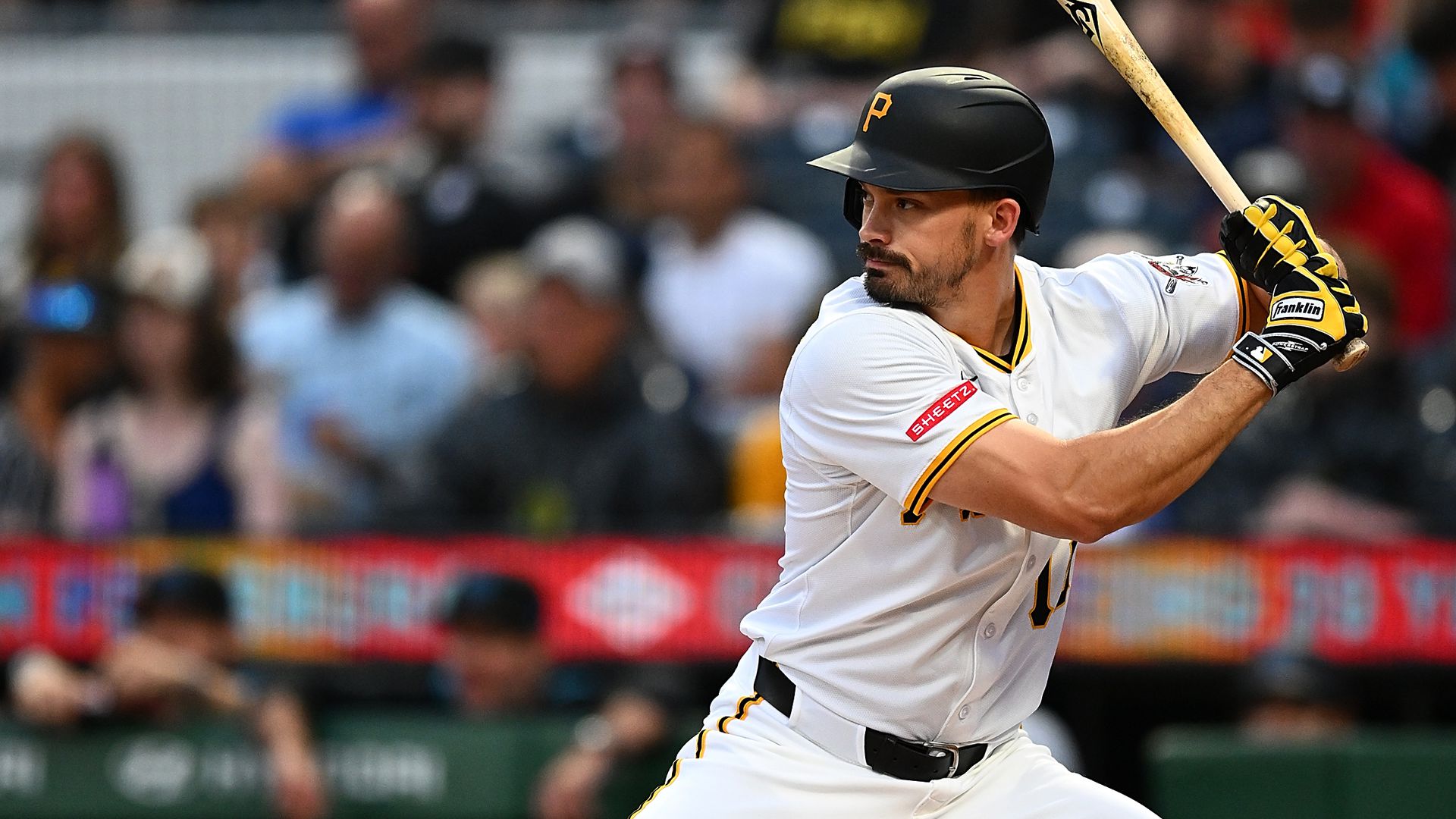 Royals reportedly interested in outfielder Bryan Reynolds