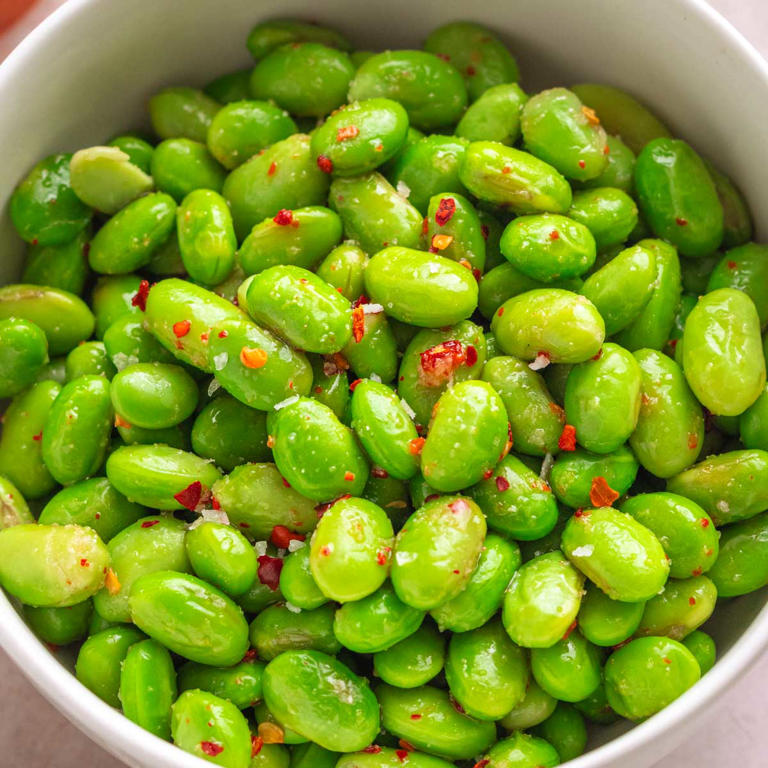 Chili Garlic Edamame In 10 Minutes